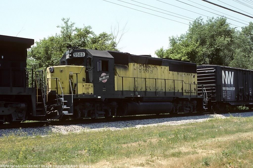 C&NW GP40 5503